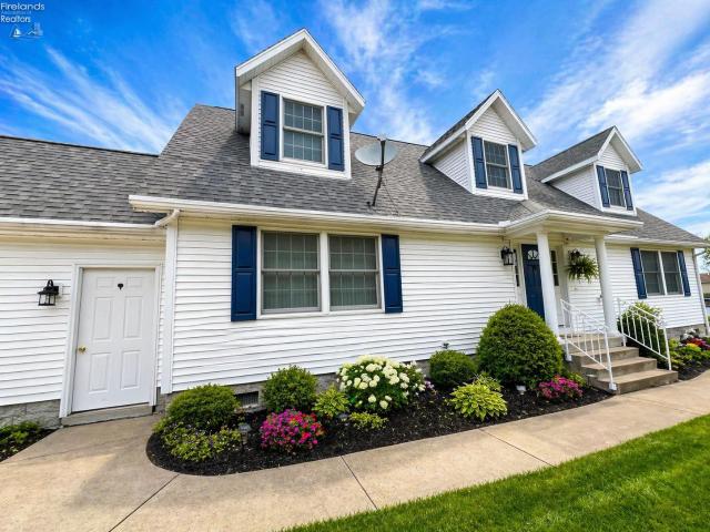 1541 N Anchor