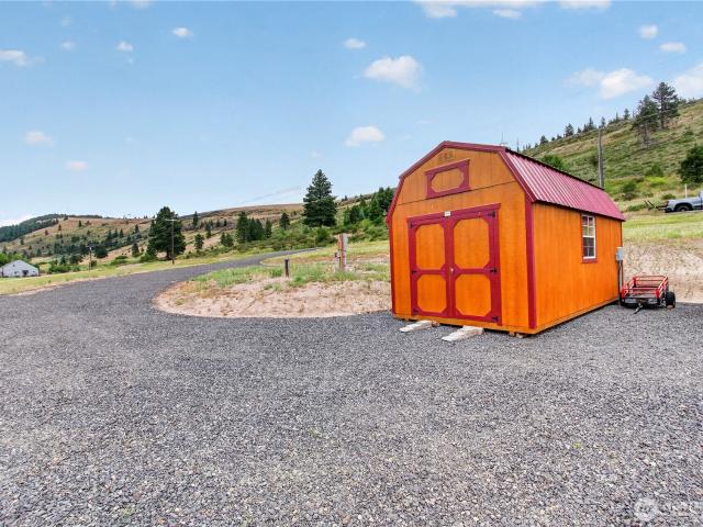1541 Bettas Road
