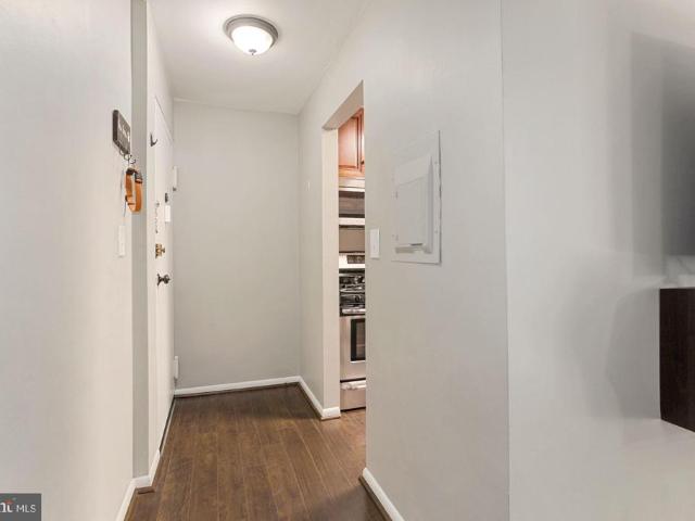 1541 Colonial Drive # 103