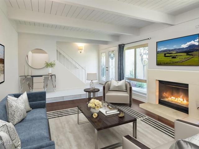 1541 Eucalyptus Cir, Thousand Oaks, CA 91360