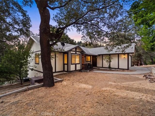 1541 Krause Ln, Lake Arrowhead, CA 92352