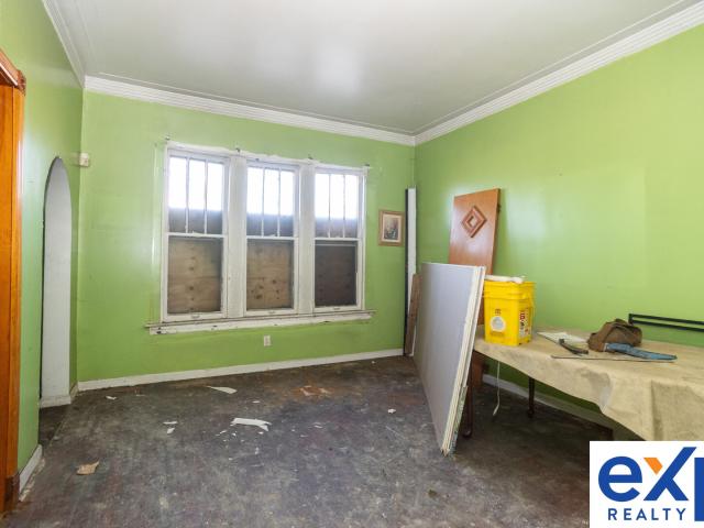 1541 W Marquette Rd, Chicago, IL 60636 | MLS #12629 | Compass