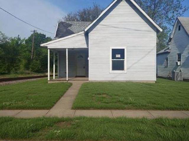 1541 Walnut St, Anderson, IN 46016