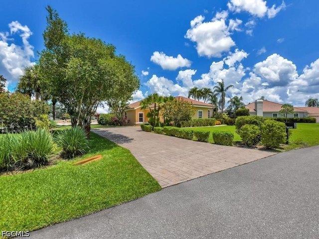 15420 Greenock Ln, Fort Myers, FL 33912