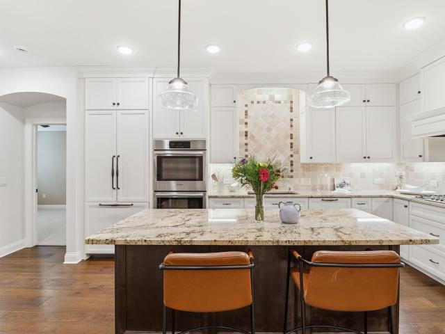 15420 Oakcroft Pl, Unit 123, Minnetonka, MN 55391 | MLS #7061 | Compass