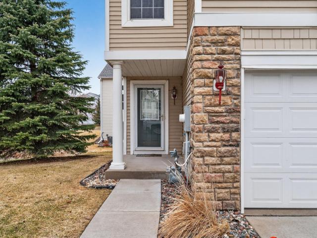 15422 Foster Drive N