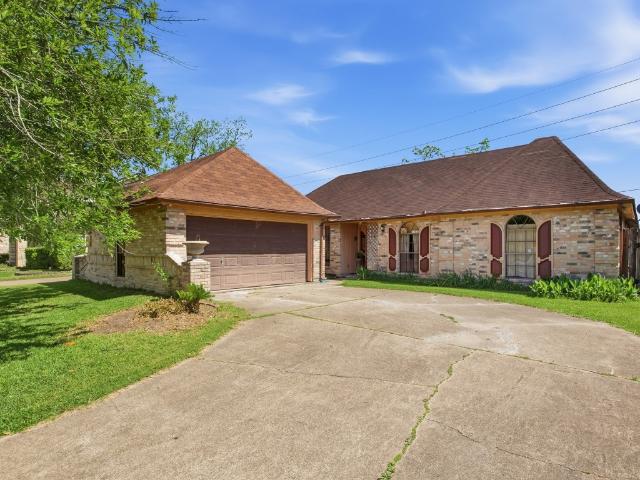 15427 Rio Plaza Dr, Houston, TX 77083 | Compass