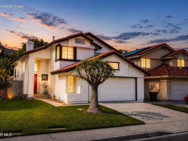 15425 Tobarra Rd, Fontana, CA 92337