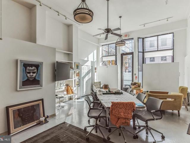 1542 N 15th St, Philadelphia, PA