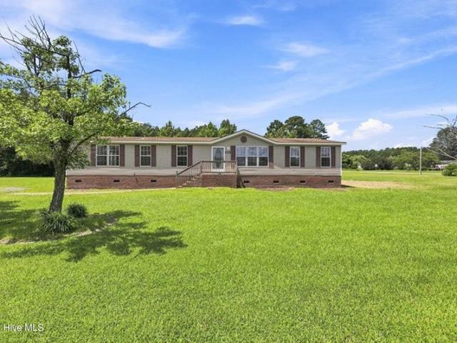 1542 NC Highway 32 N, Corapeake, NC 27926