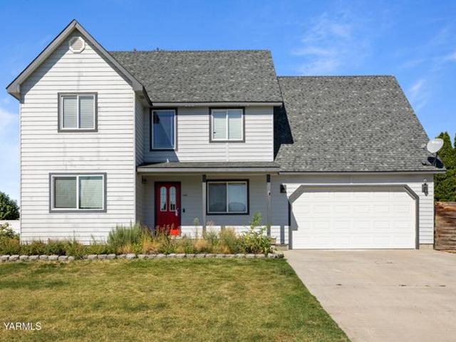 1542 NE 12th St, Benton City, WA 99320