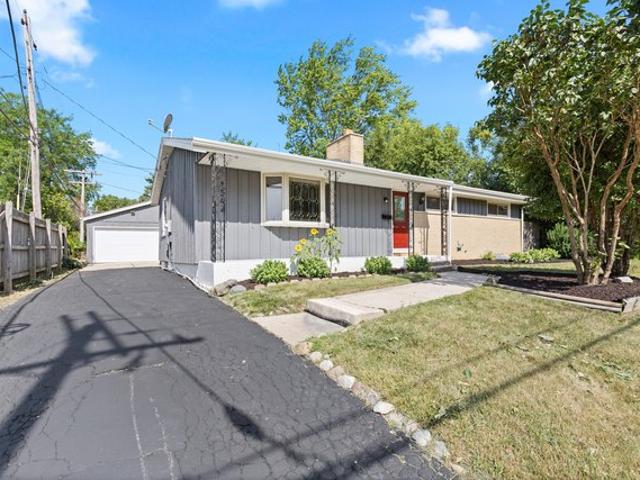 1542 Ostergaard Ave, Racine, WI 53406