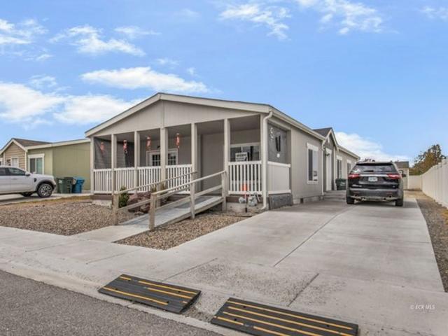 1542 Daisy Dr, Elko, NV 89801