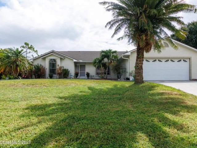 1542 Esterbrook Ln, Sebastian, FL 32958