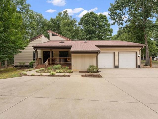 1542 Fifth Avenue Ext, Clinton, SC 29325