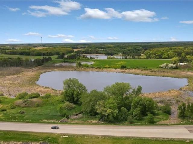 1542 Hillside Ave SW, Pine City, MN 55063