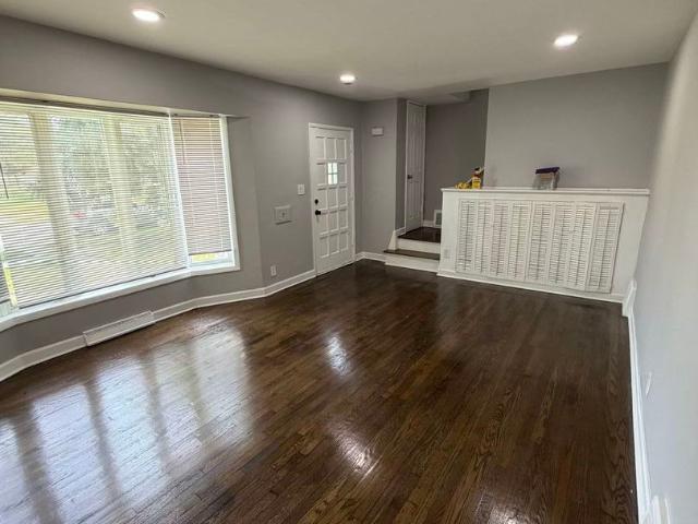 1542 Kenilworth Drive