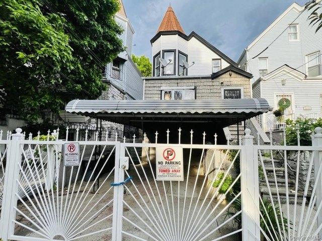 1542 Saint Lawrence Ave, Bronx, NY 10460