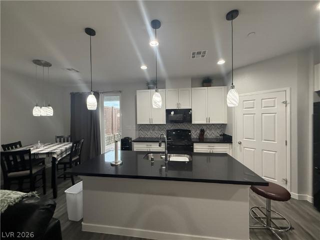 1542 Tilman Lane