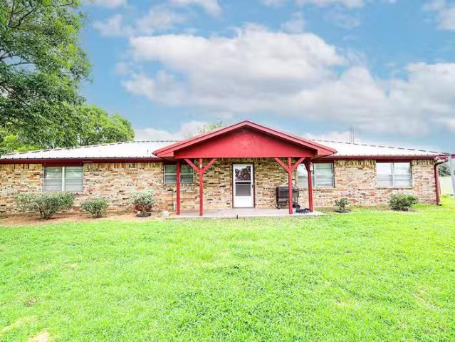1542 W Bugscuffle Rd, Bowie, TX 76230 MLS 20642555