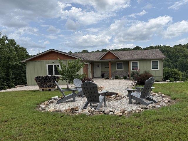 15433 MO 106, Eminence, MO 65466