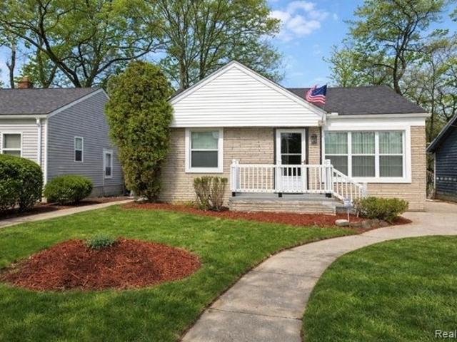 15430 Bramell St, Detroit, MI 48223