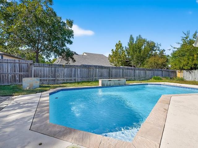 15430 El Padre Dr, Houston, TX 77083