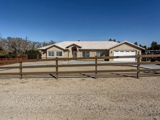 15430 Sitting Bull St, Victorville, CA 92395