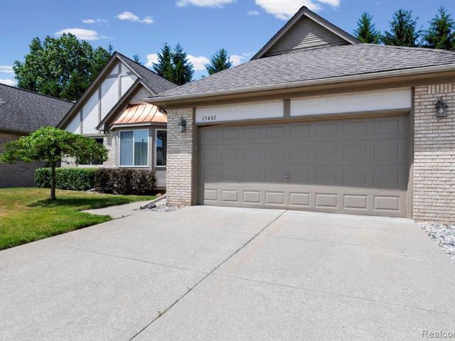 15437 Pebble Pointe Drive