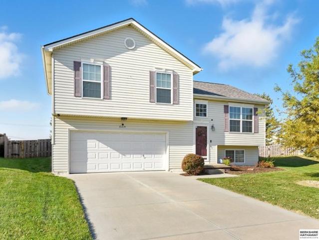 15439 Davidson St, Bennington, NE 68007