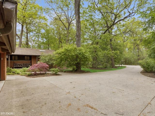 1543 Shawnee Trail, Riverwoods, US, IL