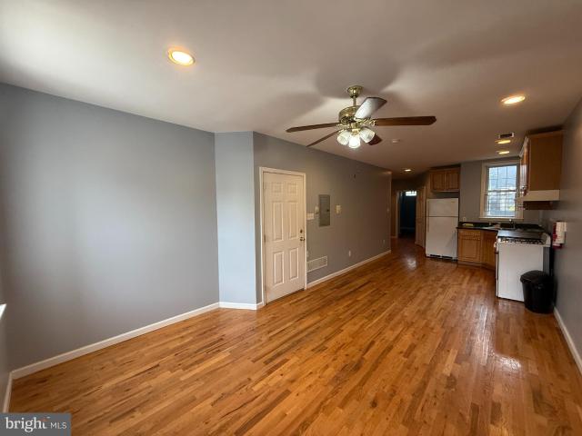 1543 W Thompson St, Unit 1, Philadelphia, PA 19121 | MLS #PAPH2613