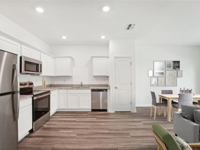 154 Cotton Leaf Boulevard 19