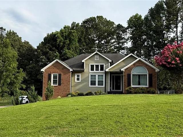 154 Camden Woods Dr