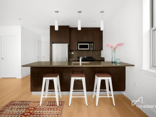 154 ATTORNEY Street 603