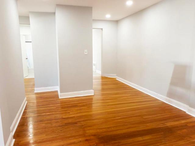 154 Bowers St # 2D