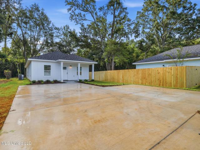154 Balmoral Avenue