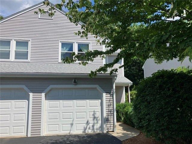 154 Bear Hill Rd Apt 204, Cumberland, RI 02864