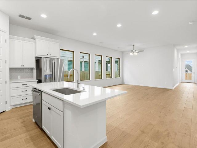 154 Blackborrow Dr
