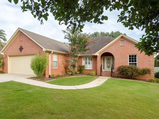 154 Breckenridge Ct, Florence, AL 35630