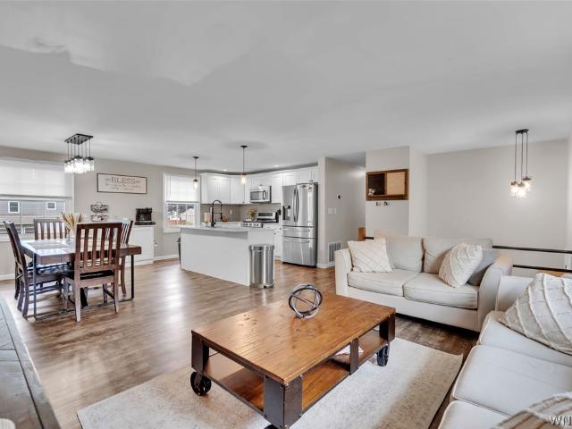 154 Garry Drive
