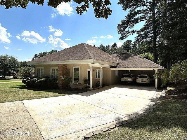 154 Glenwood Dr, Columbus, MS 39705