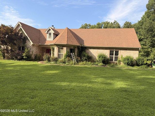 154 Dollie Irene Dr, Holly Springs, MS 38635