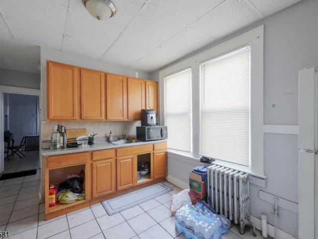 154 Dayton St