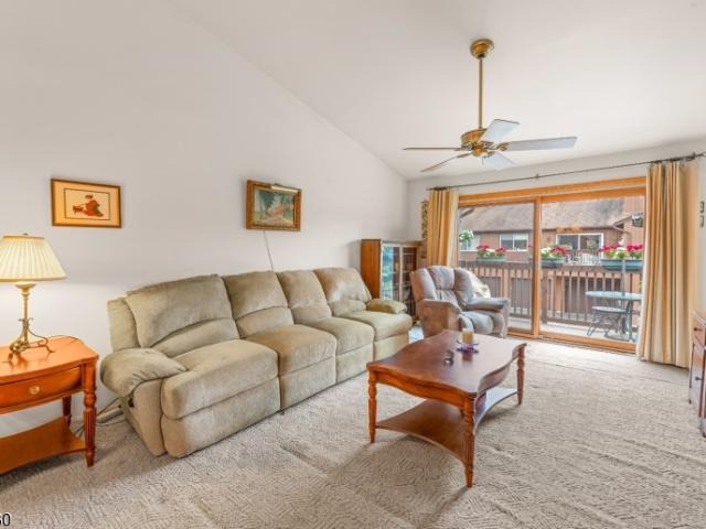 154 Drake Ln