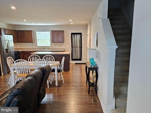 154 Dursley Circle