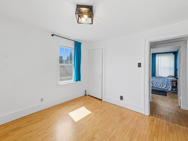 154 E 11TH Street