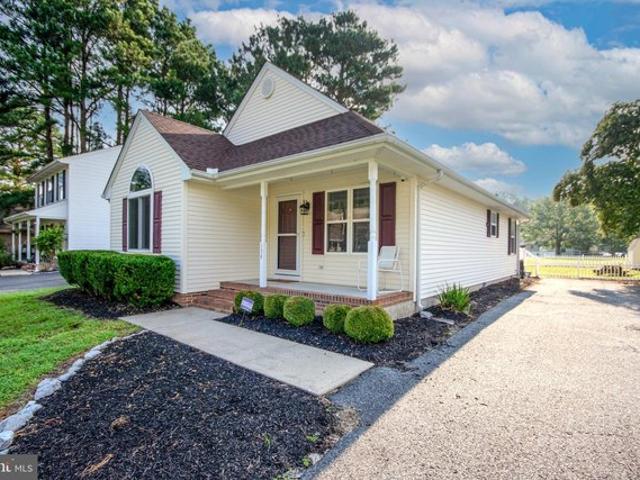 154 Emily Dr, Fruitland, MD 21826