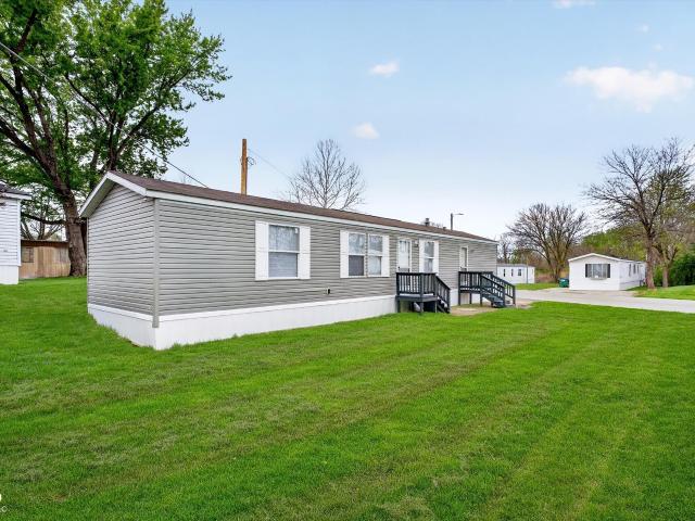 154 Echo Lake E