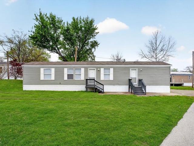 154 Echo Lk E, Mooresville, IN 46158